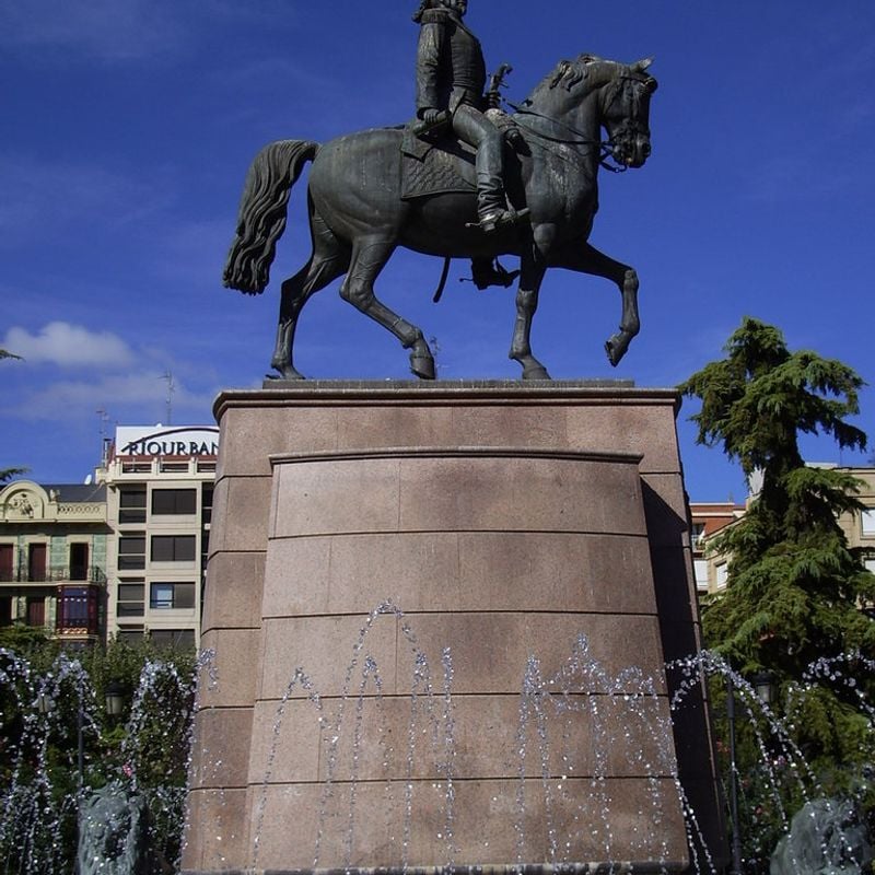 Monumento a Espartero, Logroño - Bronze equestrian monument in Paseo ...